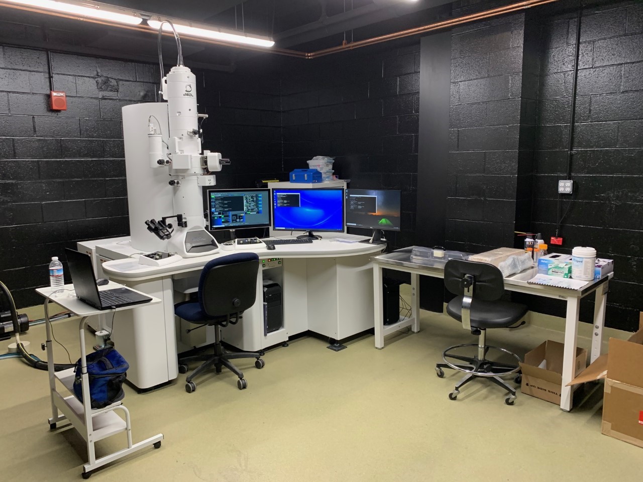 Transmission Electron Microscope (TEM) | Chobanian & Avedisian School ...